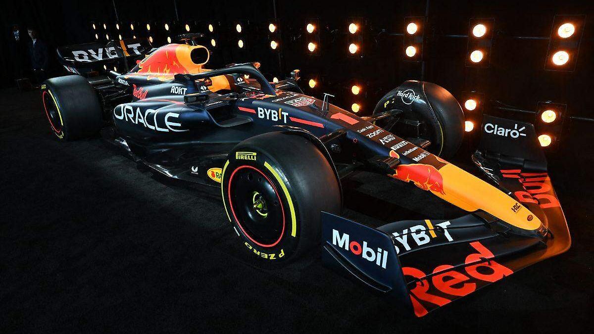 Red Bull presenta el RB19, el auto que correrá Checo Pérez en la Fórmula 1 en 2023 - El Sol de ...